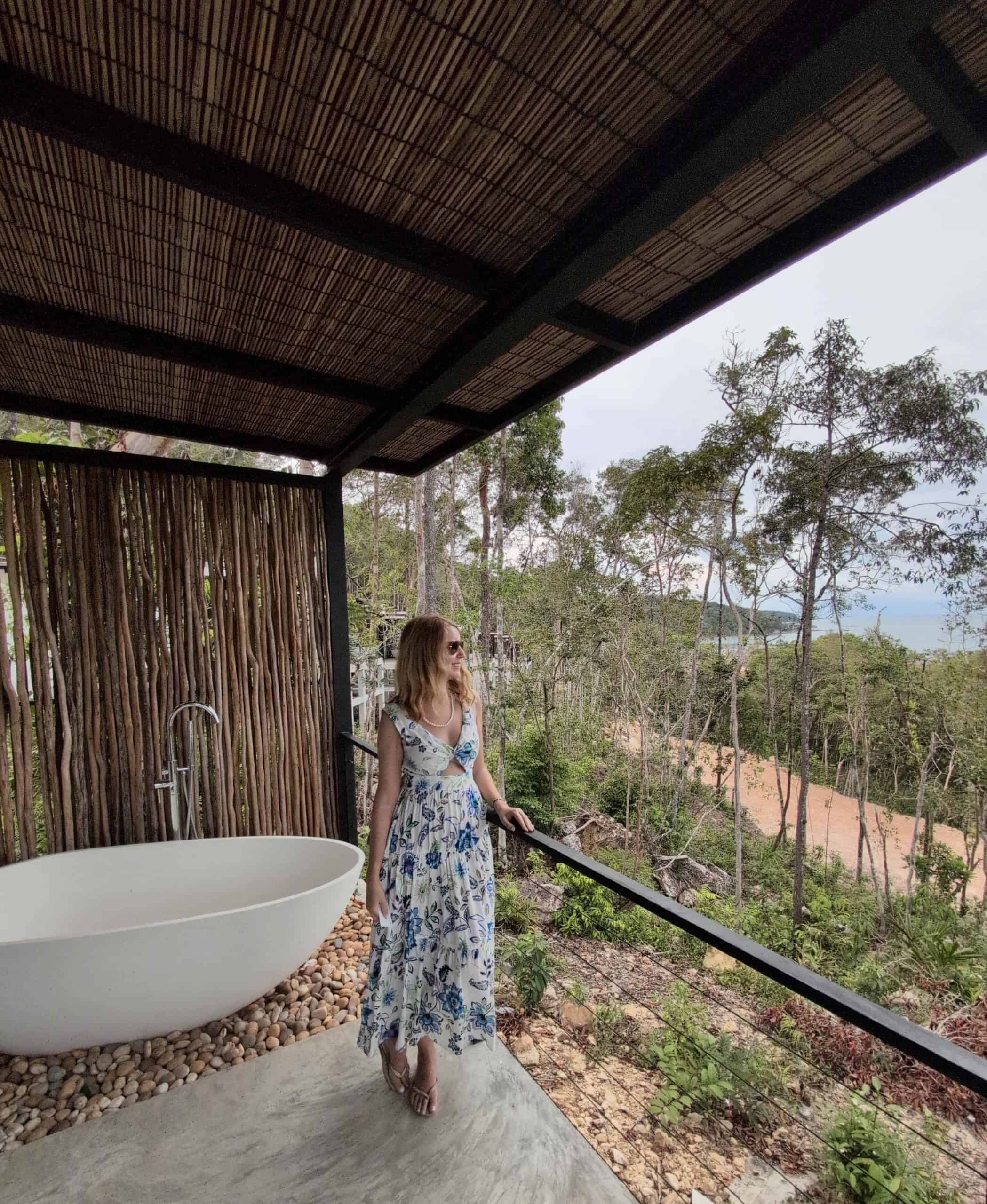 Island Center Point | The Travel In Pink